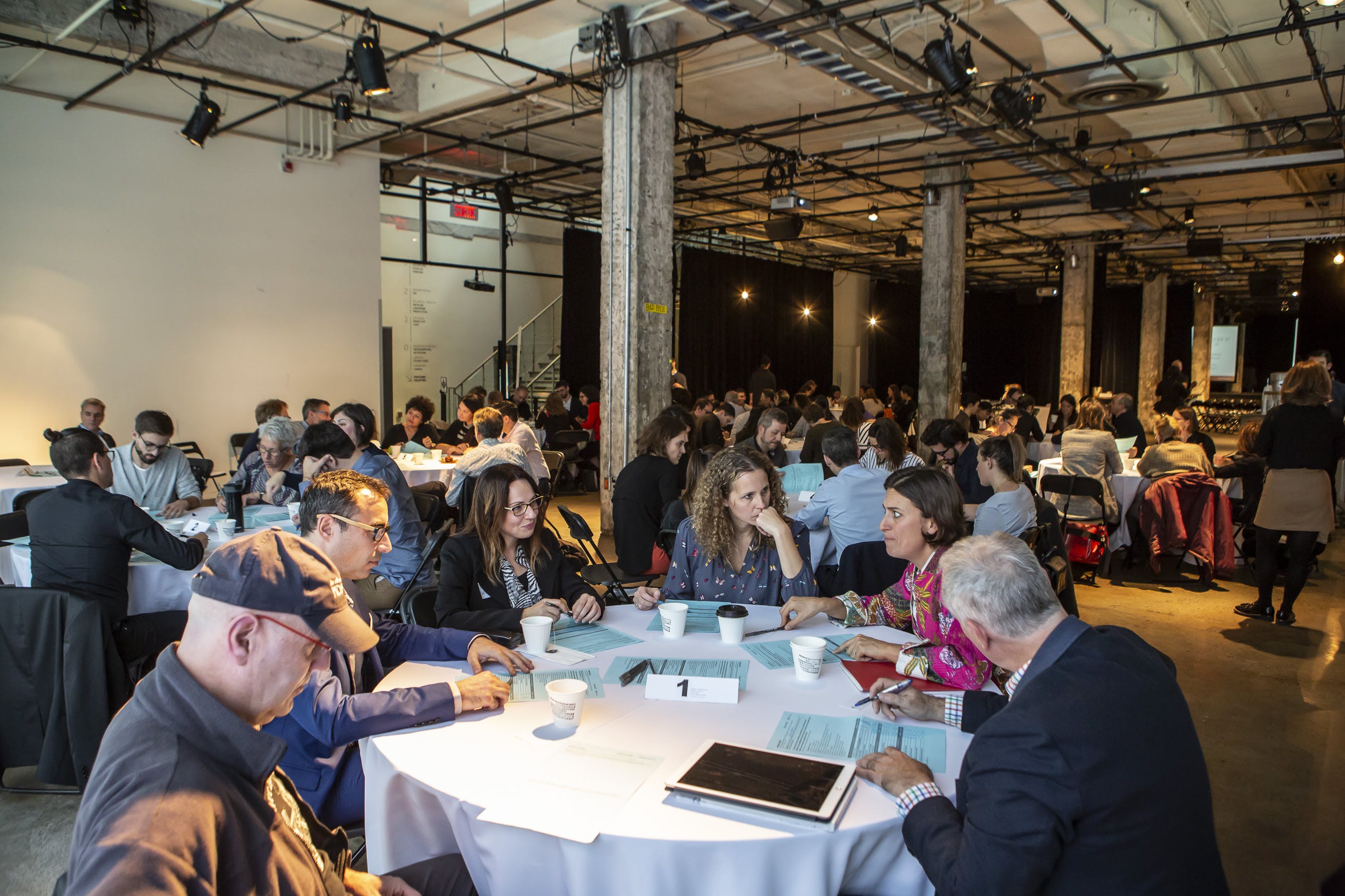 Conférencier et animateur – MICHEL ROCHON